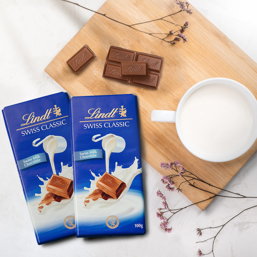 Lindt SWISS CLASSIC Milk Chocolate Bar, 100g - MFD Group